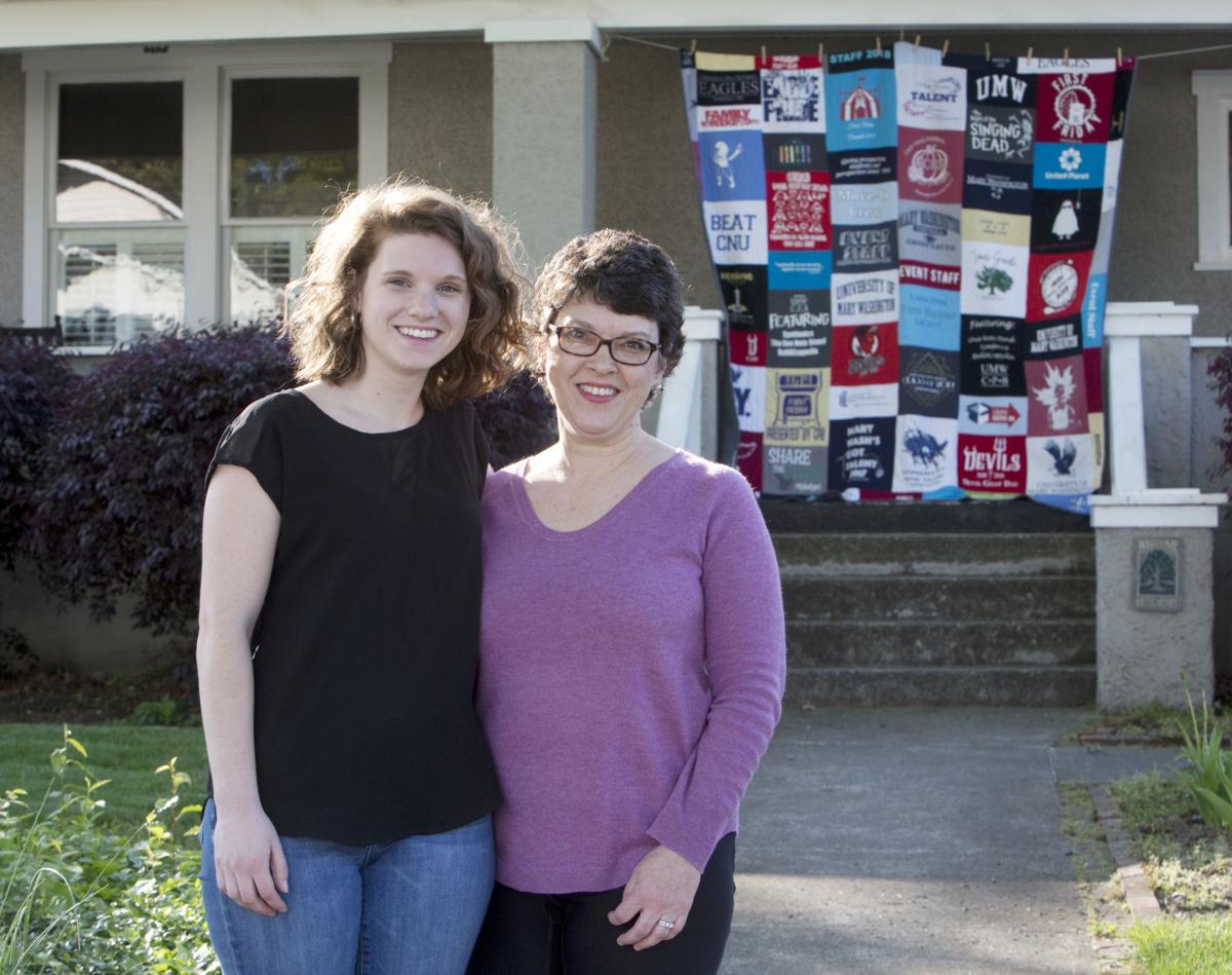 Photos: Scenes from a Sidewalk Quilt Show