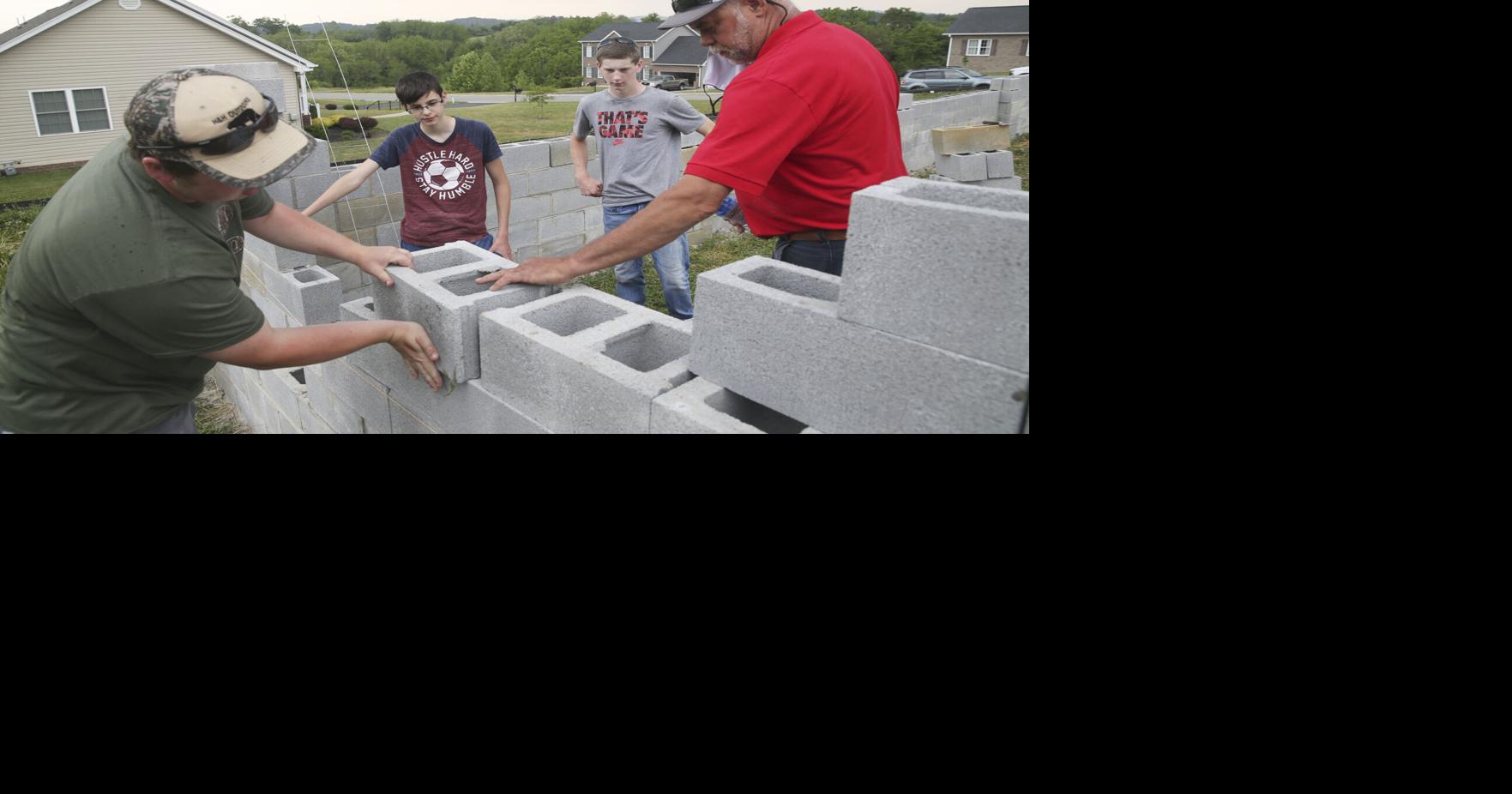 Botetourt County students getting on-site, hands-on, house-building ...