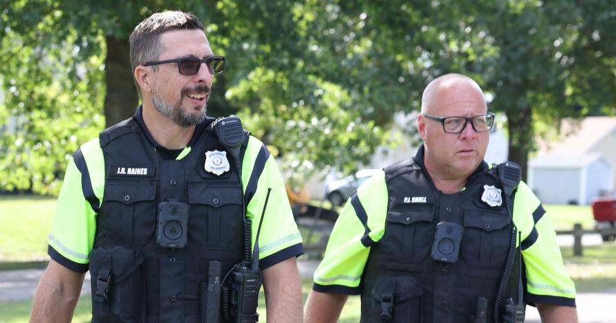 Roanoke police put friendly presence on city greenways