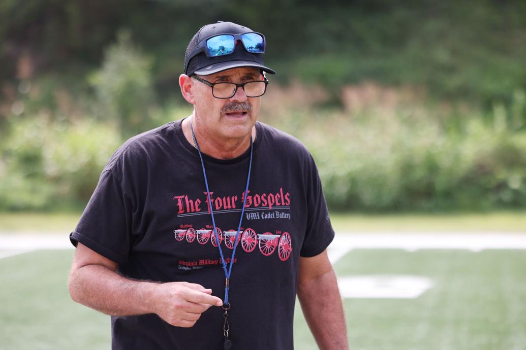 VMI football team seeks to rev up offense after 1-win season