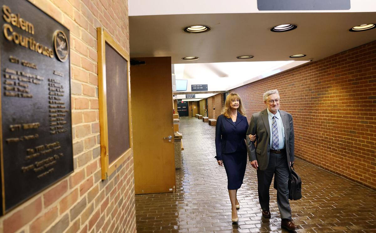 Chicago native practiced law in Salem for 49 years