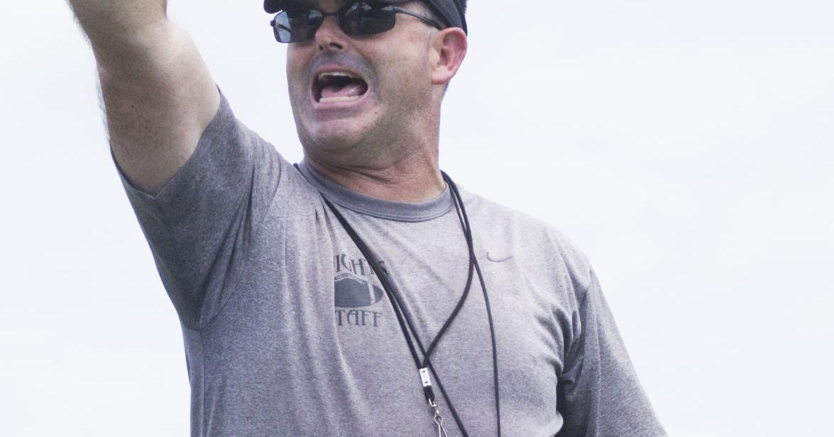 Tim Fulton steps down after 16 seasons as Cave Spring football coach