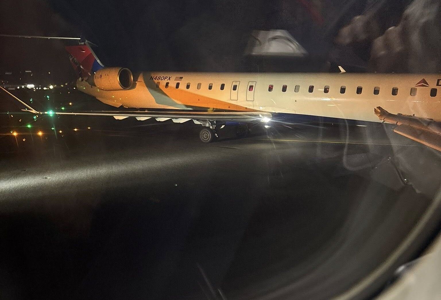 Passenger flying to Roanoke recalls LaGuardia jet collision