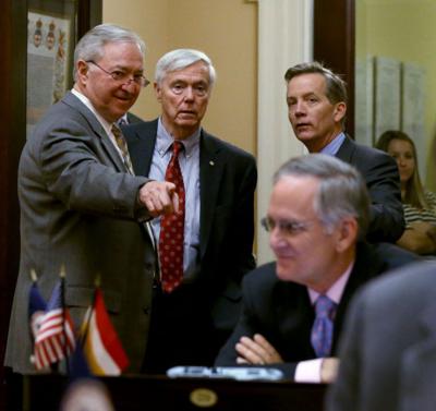 General Assembly approves budget fix despite conservative revolt