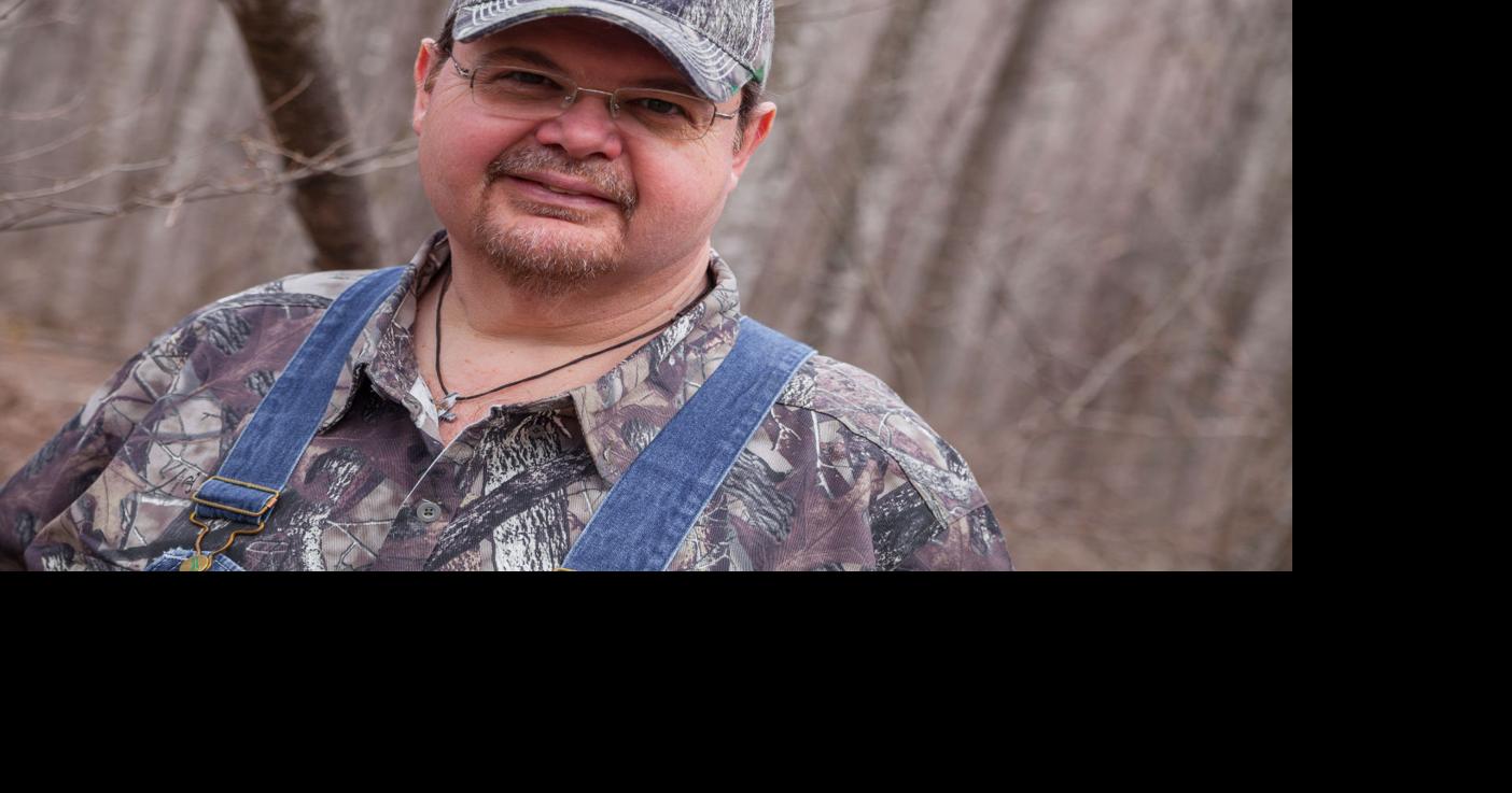 Junior Sisk keeps it down home at Chantilly bluegrass festival