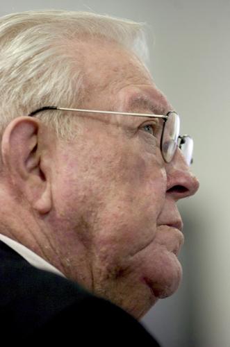 Longtime Blacksburg Mayor Hedgepeth remembered for decorum and 'gentle ...