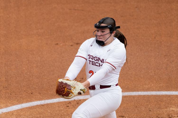 Georgia blasts Virginia Tech in NCAA softball