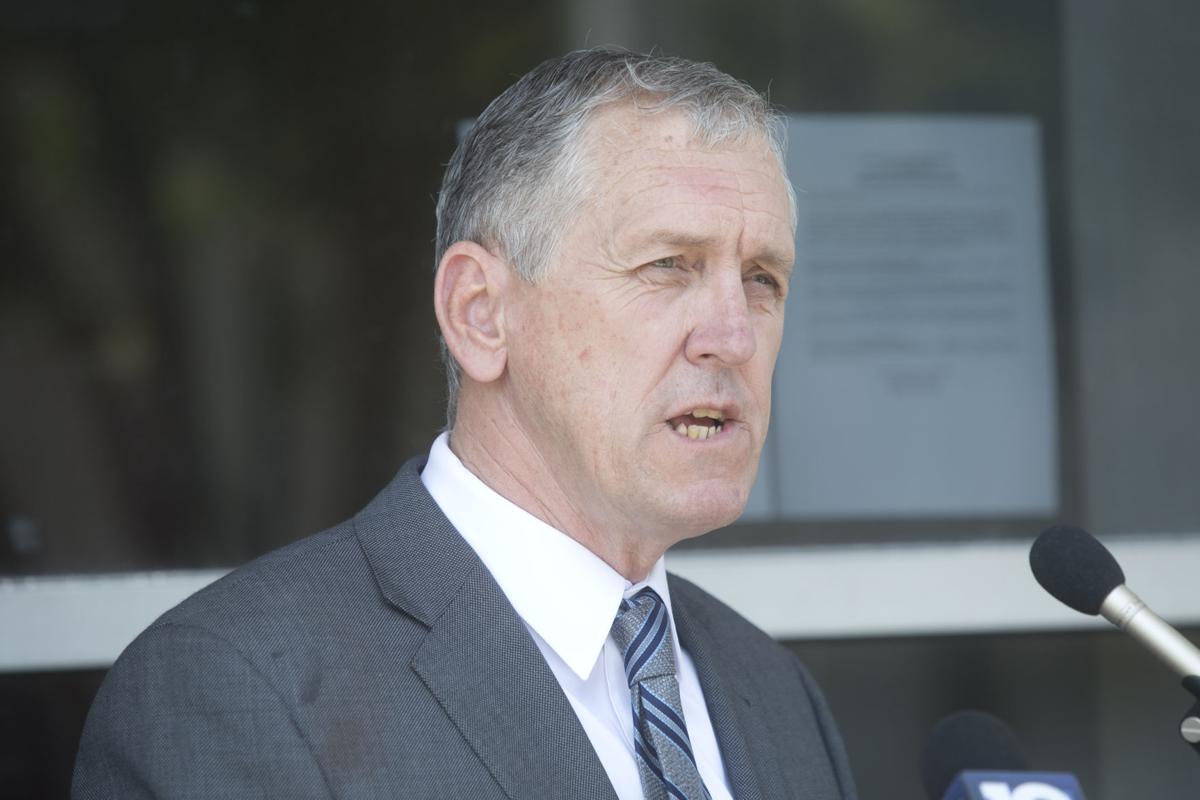 Longtime Roanoke Judge William Broadhurst will leave bench in March