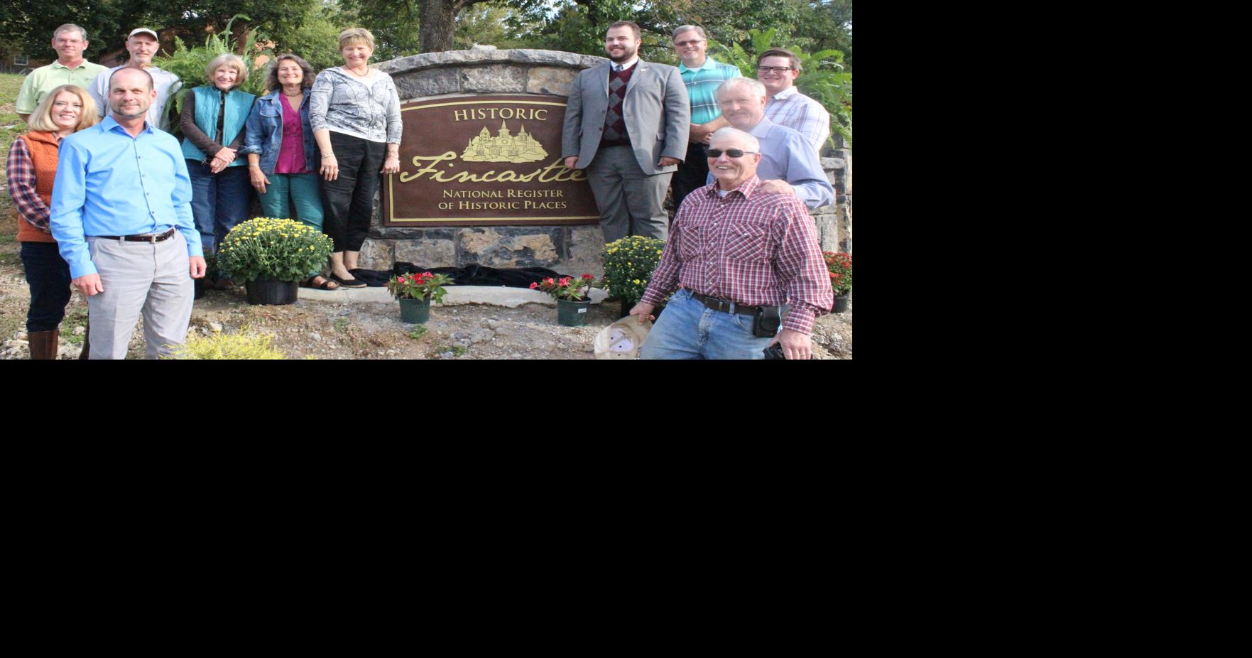 Fincastle dedicates new town sign and introduces tour