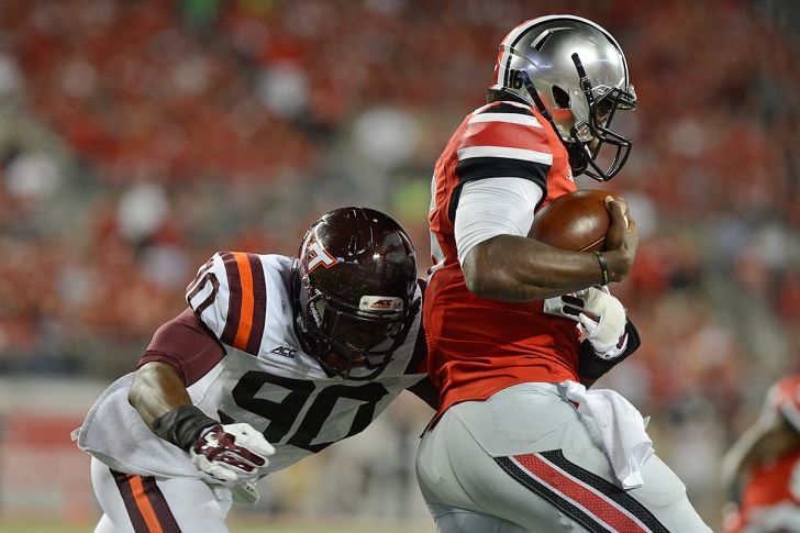 Hokies DE Dadi Nicolas tweets that he'll return for senior season