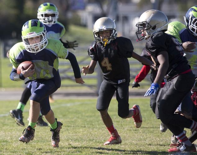 Roanoke's AAU football team heads to finals in 1st year