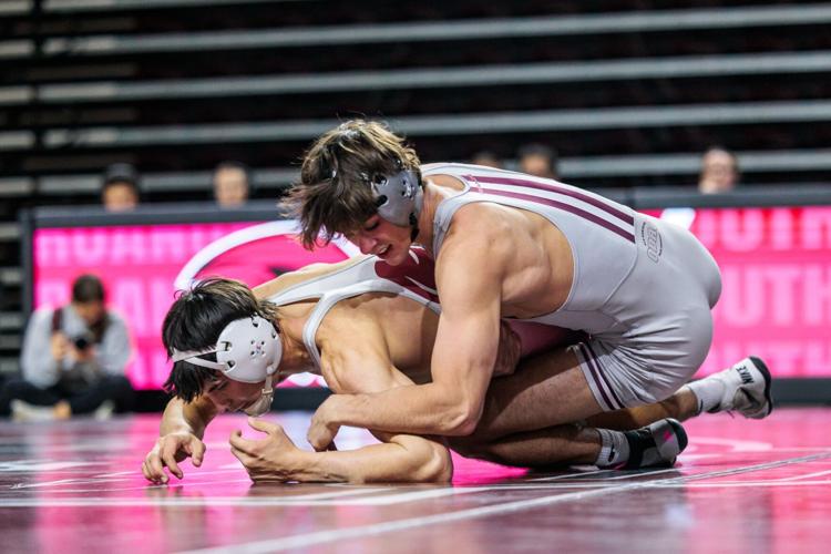 Roanoke wrestling viewed as Division III title contender