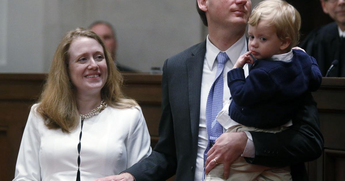 New Virginia Supreme Court justice sworn in