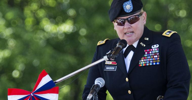 Radford welcomes new arsenal commander at Memorial Day ceremony
