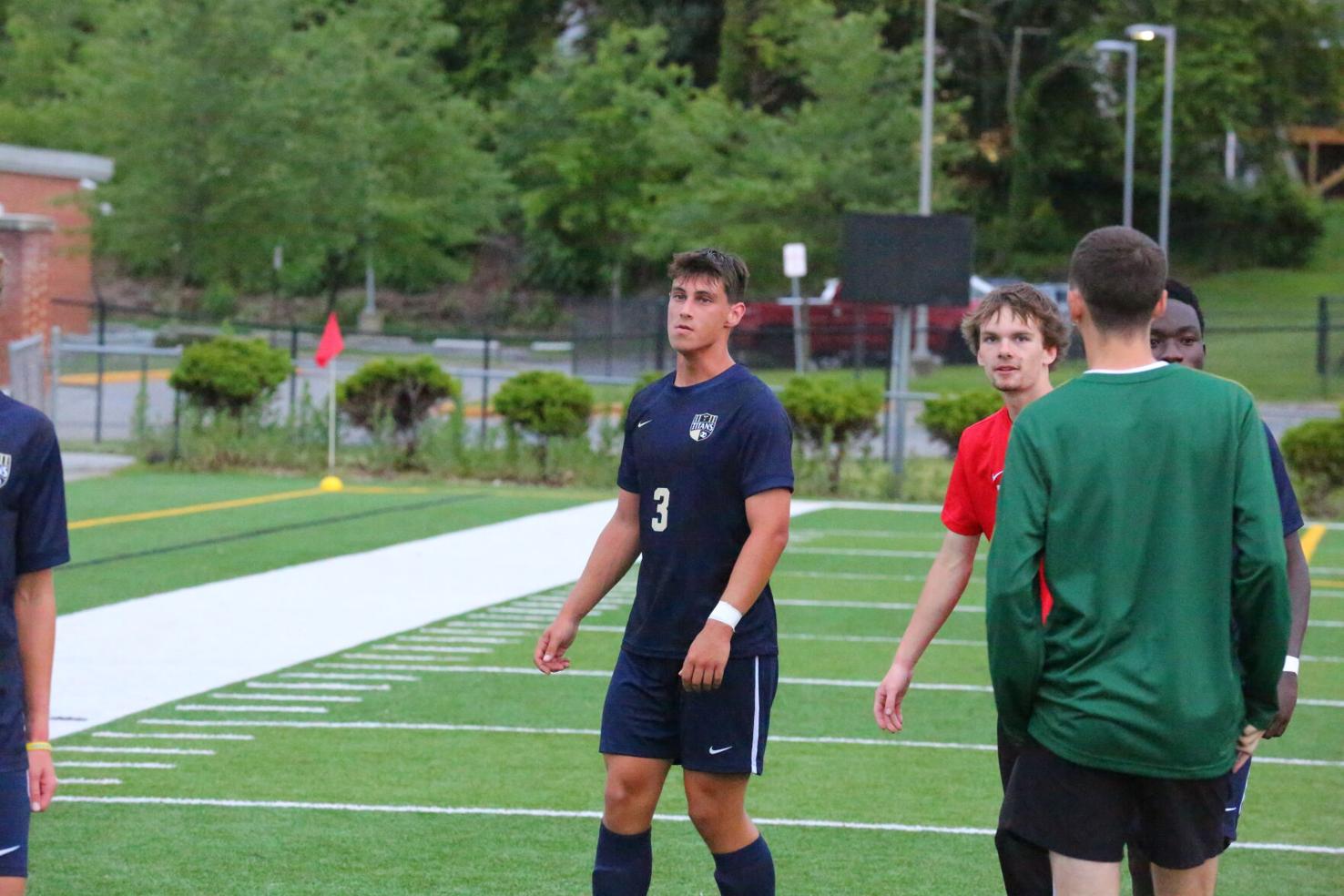 Frewin nets late goal to lift HV soccer to playoff win