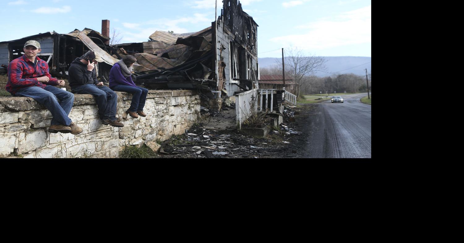 Fire destroys local landmark in Botetourt County