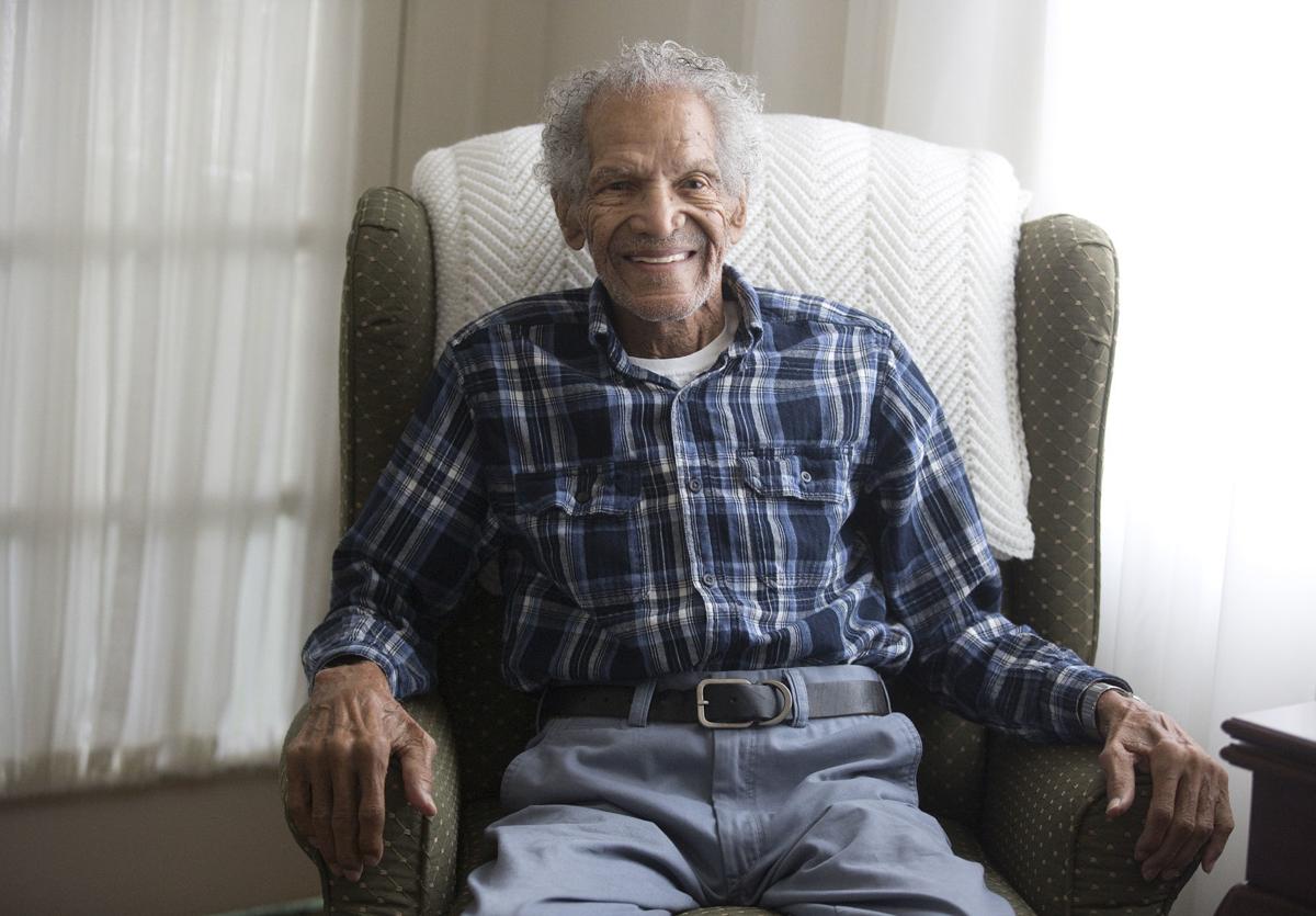 William Dabney, D-Day veteran, dies at 94