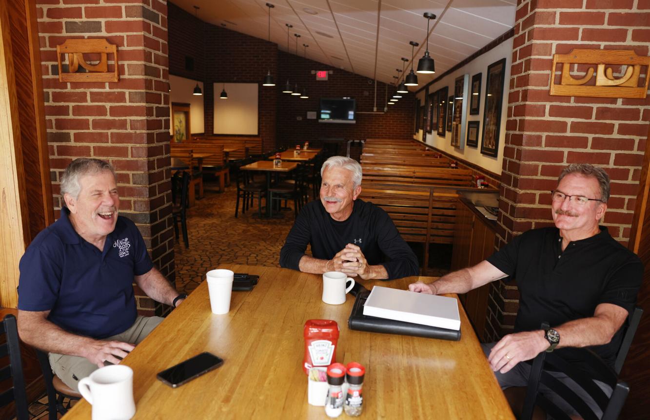 Photos and video: Landmark Salem restaurant Mac & Bob's changes ...