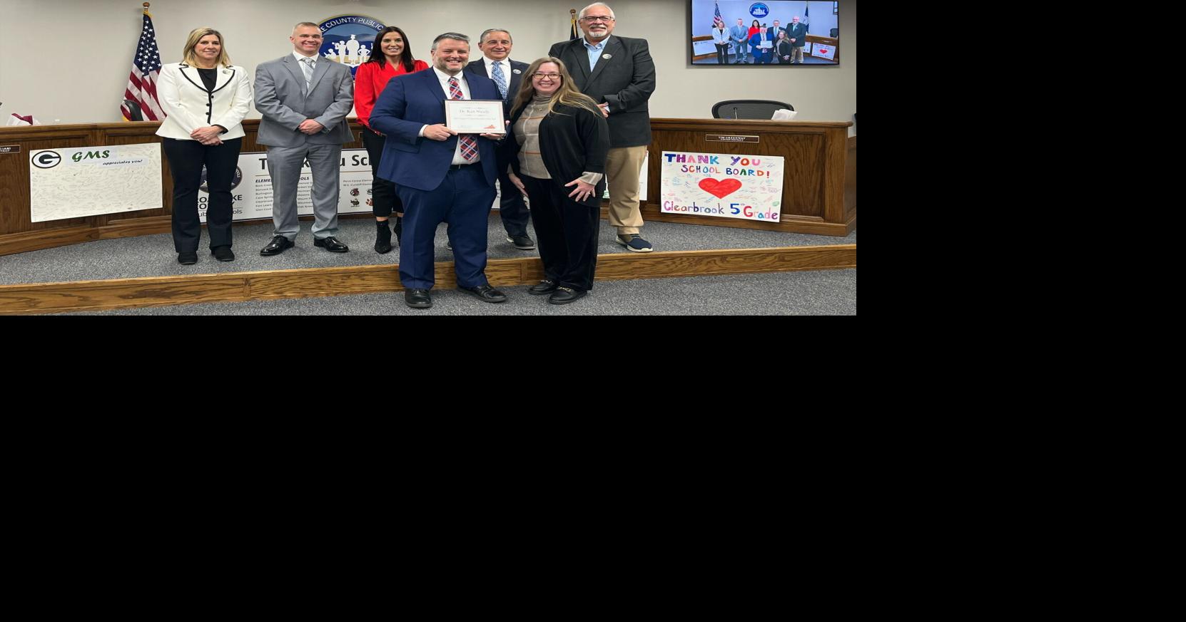 Ken Nicely named region's superintendent of the year