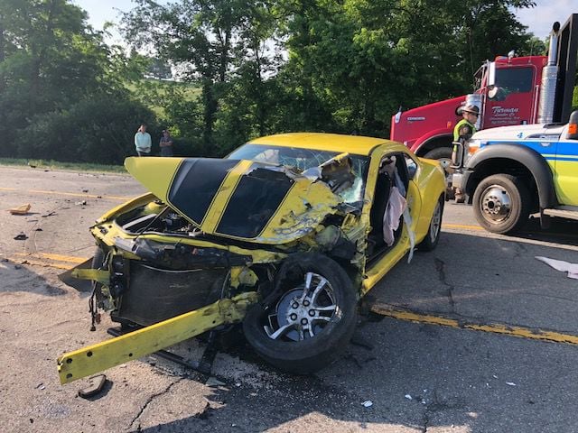 1 killed, 2 injured in Pulaski County crash