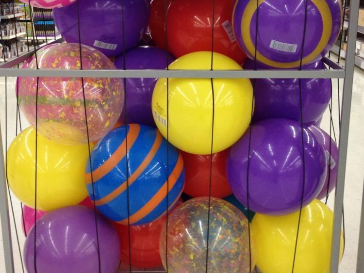 Gingerbread your house: How to make life-size lollipops