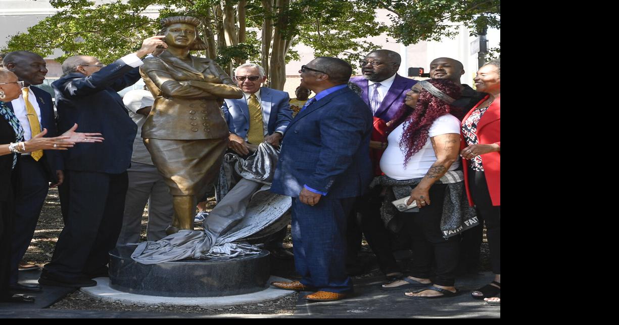 Statue of Henrietta Lacks dedicated in downtown Roanoke
