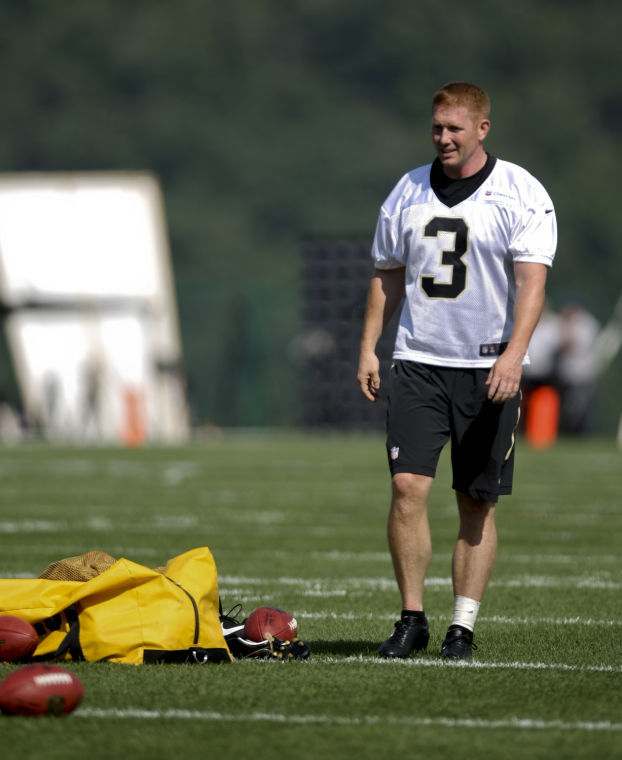 Former Hokie Shayne Graham still kickin' after all these years ...