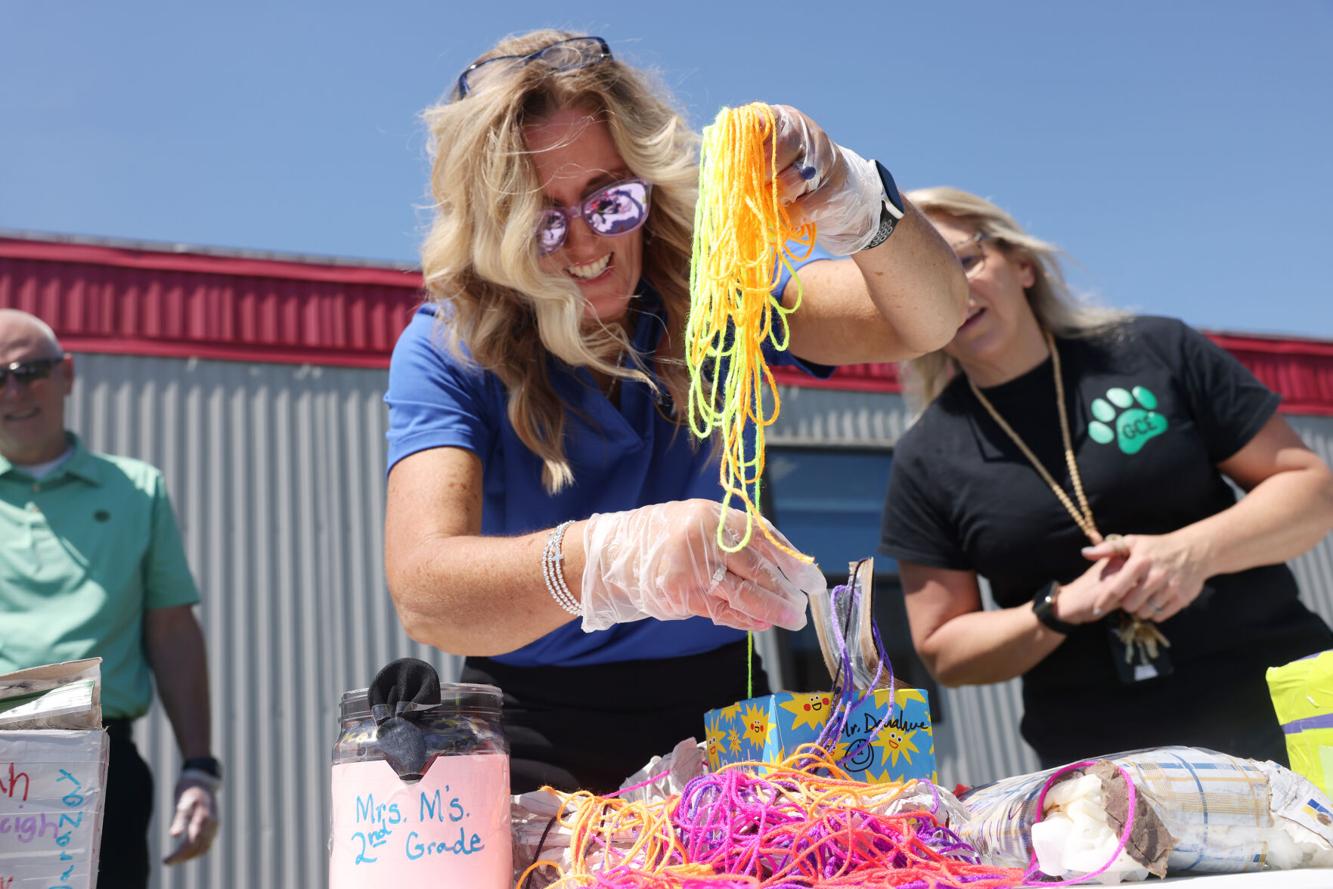PHOTOS & VIDEO: Egg drop at Glen Cove