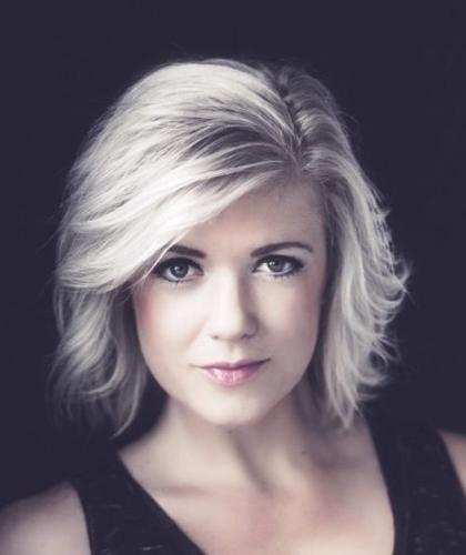 Lindsay Bowman in running for America’s Favorite Couple