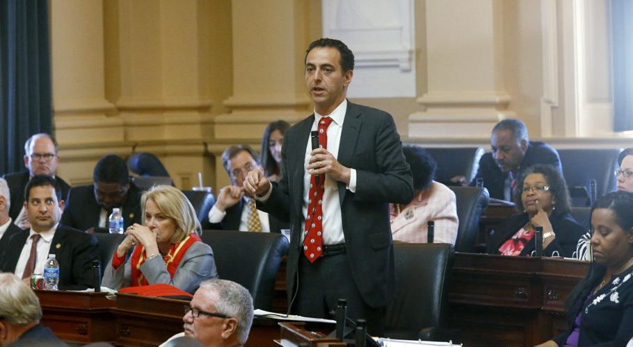 Virginia lawmakers debate letting off-duty military members carry ...