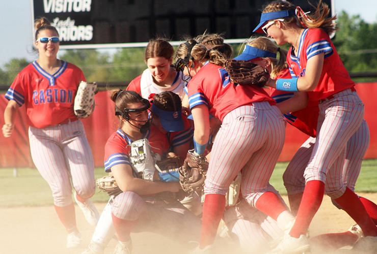 CASTON SOFTBALL CELEBRATION SECTIONAL CHAMPS | Sports | rochsent.com