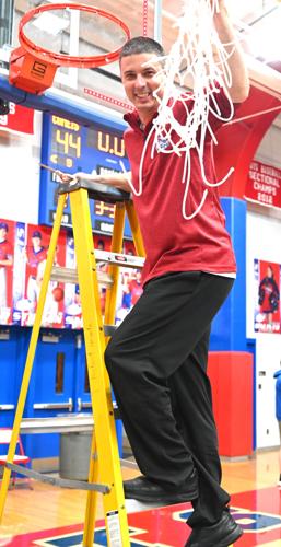 Caston wins first-ever girls basketball regional | Sports | rochsent.com