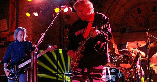 Joe Walsh's group the James Gang schedules first in-store event in more ...