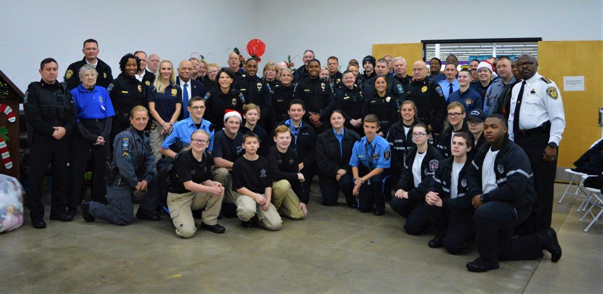 Conyers Police Department hosts Shop With A Cop | Multimedia ...