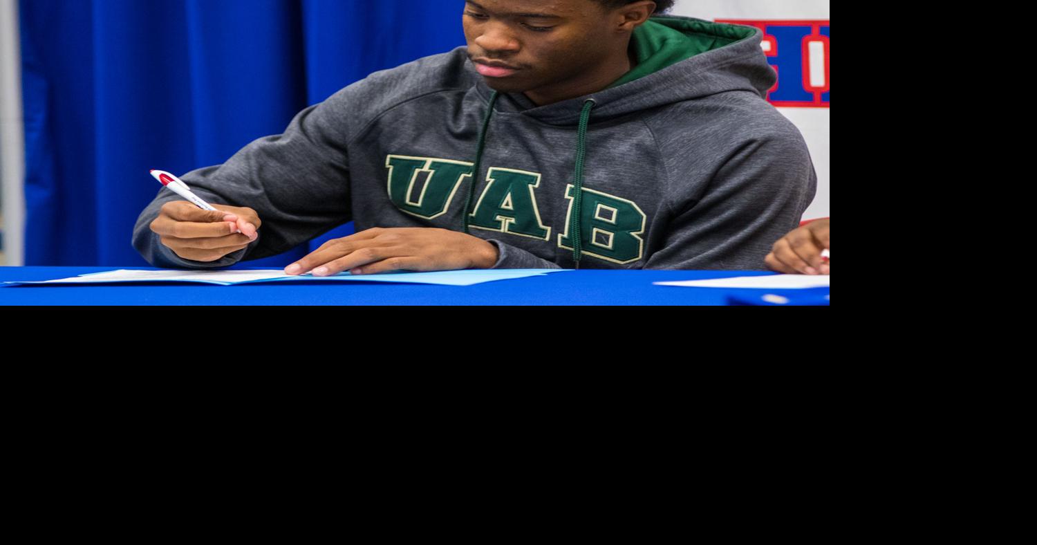 PHOTOS: Scenes from Heritage's baseball signing for Darryl Buggs and ...