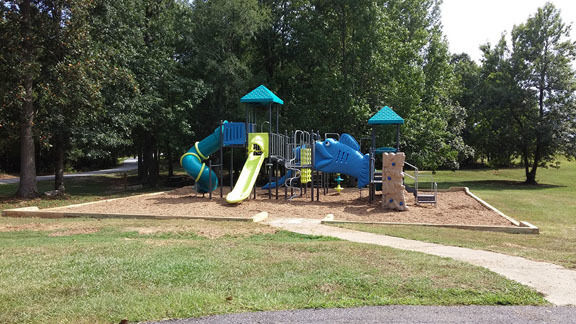 Lake Varner Park offers renovated pier, new playground equipment ...