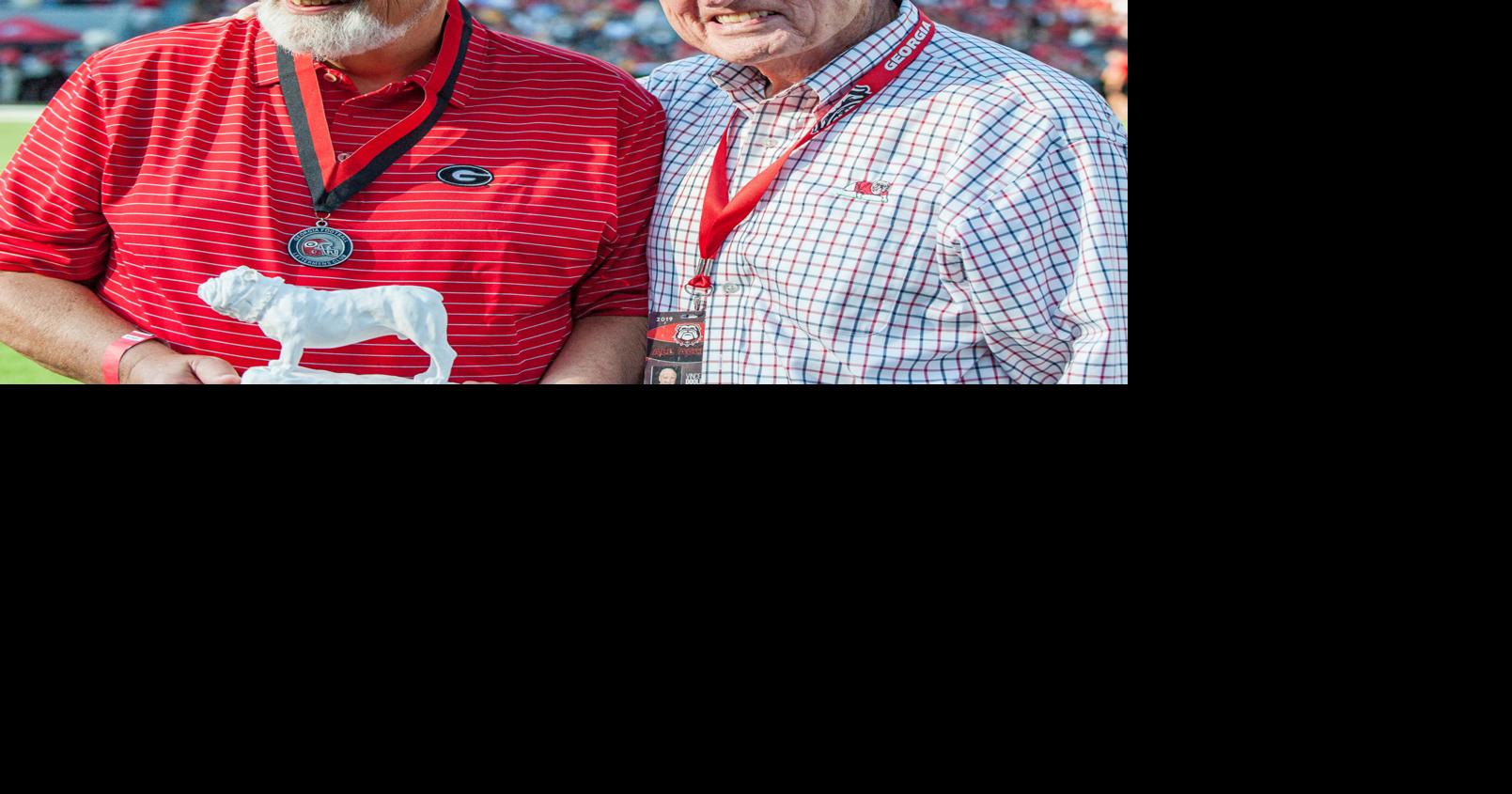 Columnist Darrell Huckaby adds 'Ole Faithful Dawg' to list of accolades | Features ...