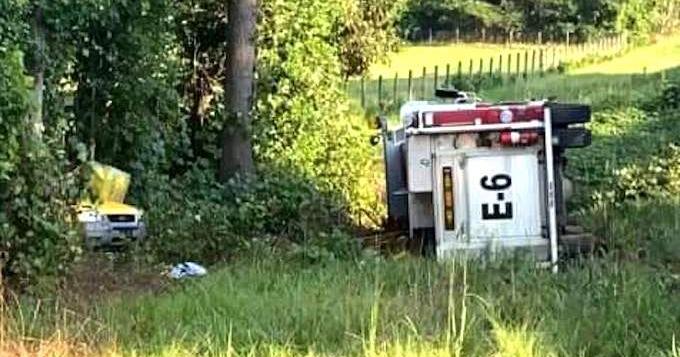 Two Newton County firefighters among injured after fire engine strikes ...