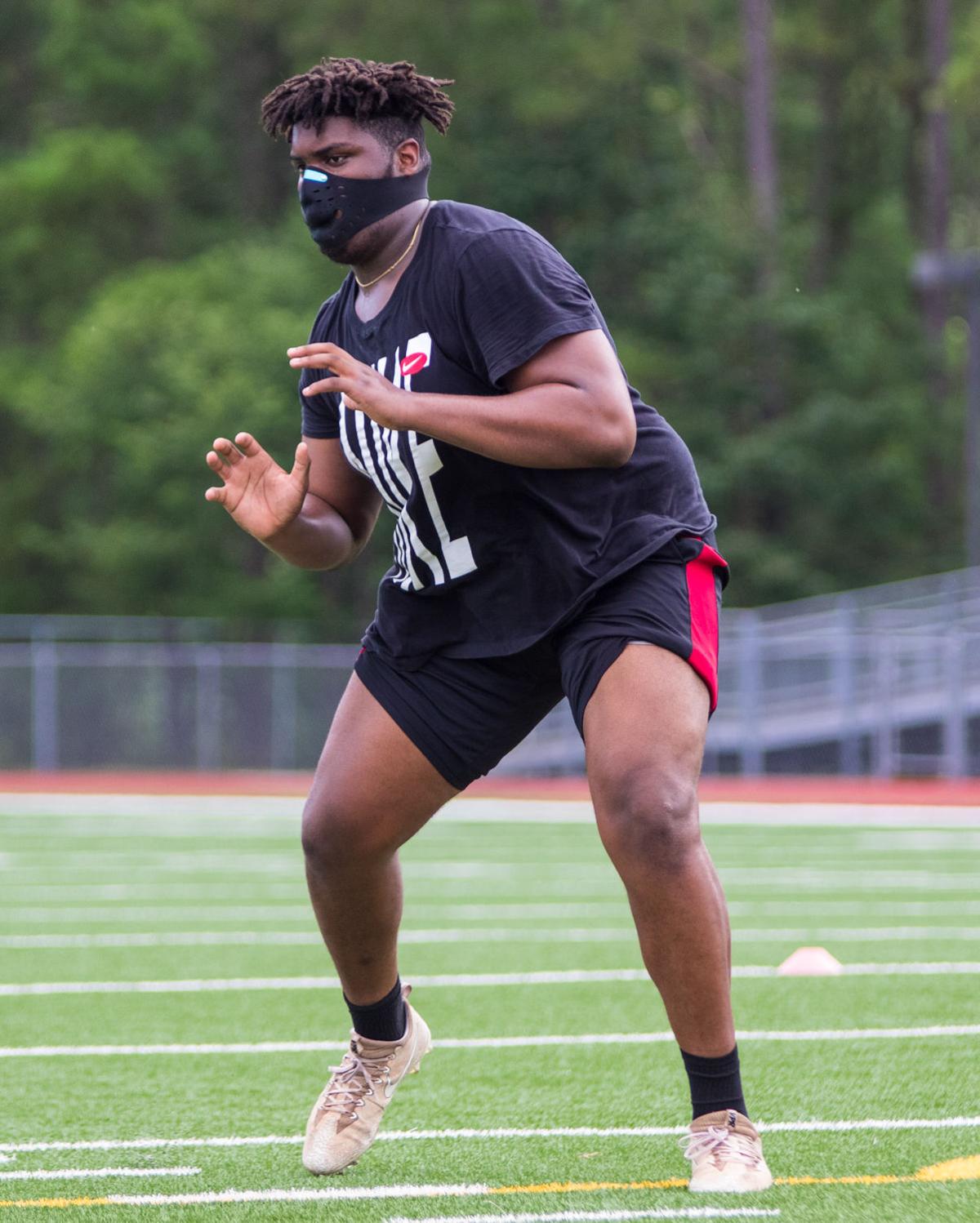 Salem lineman Kristian Phillips commits to Michigan State | Sports ...