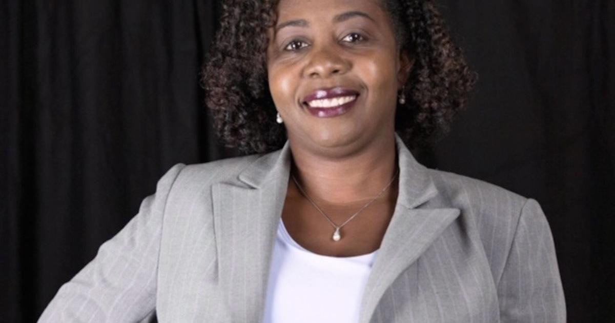 Tami Wells Thomas takes oath as Newton County Magistrate Court judge ...