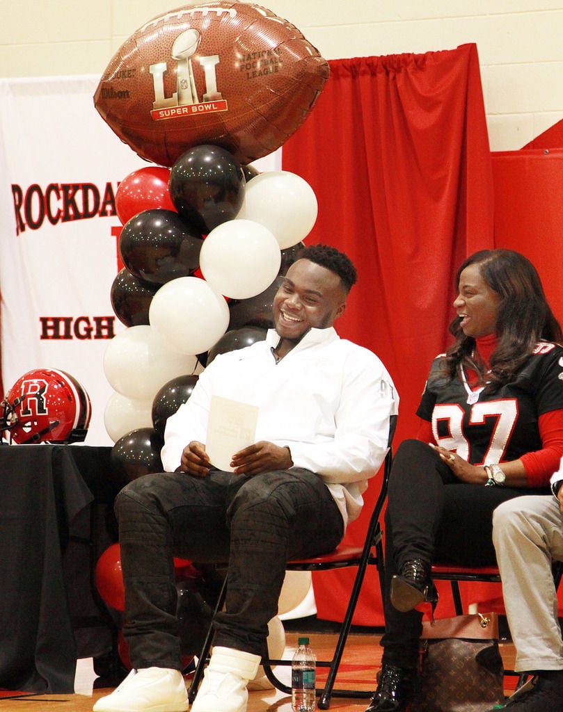 Jarrett gets hometown hero reception | Professional ...