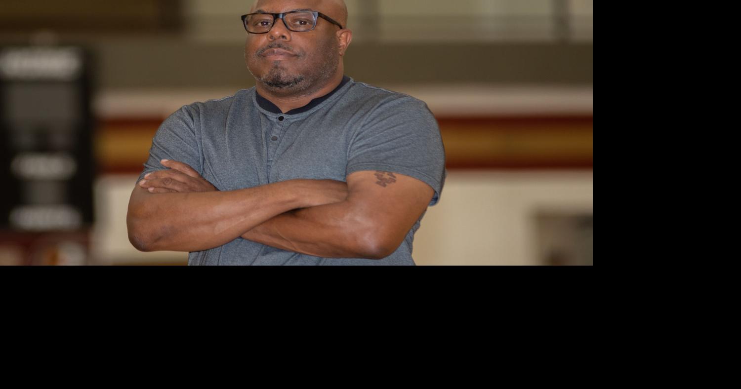 Salem boys basketball coach Jarrod Davis tabbed as Seminoles Athletic ...