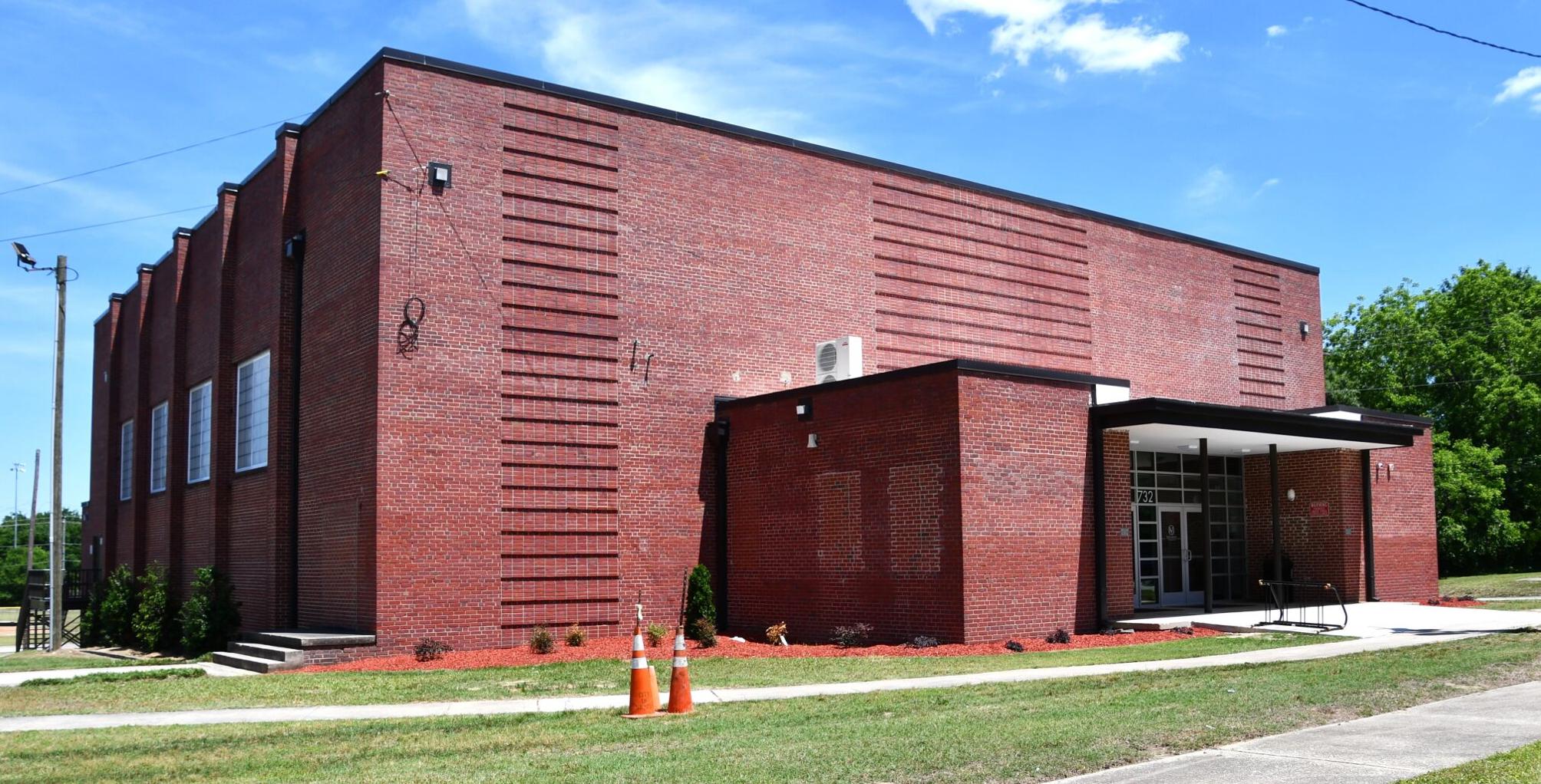 Renovation of former Booker T. Washington High gym celebrated | Local ...