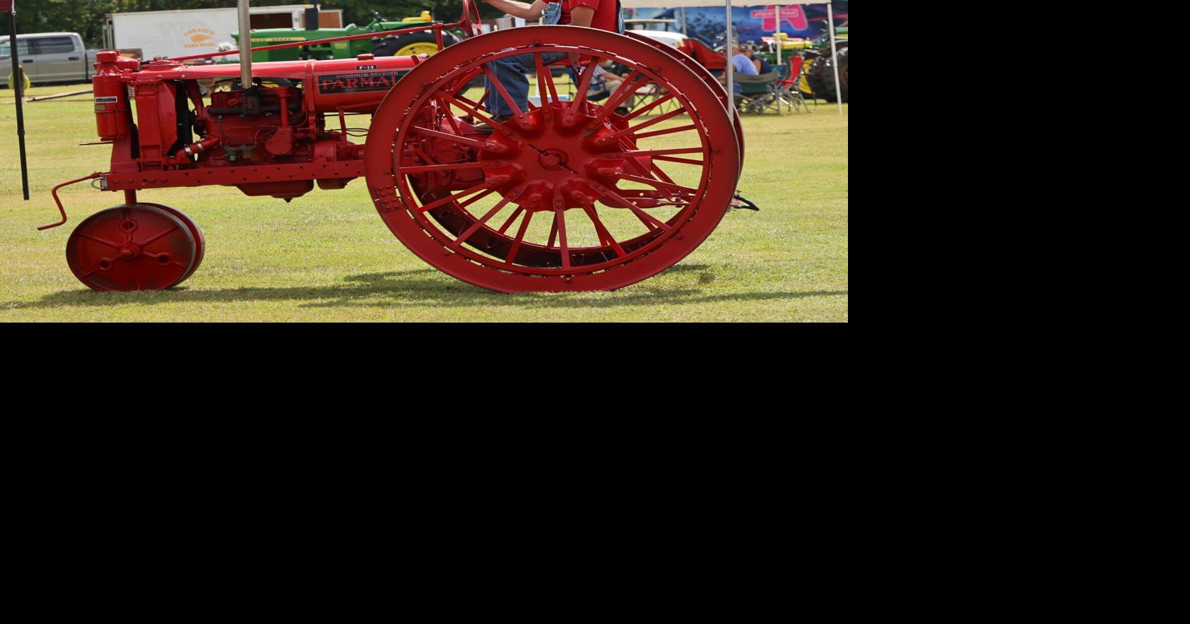 Red Oak Classic Tractor Show | Multimedia | rockymounttelegram.com
