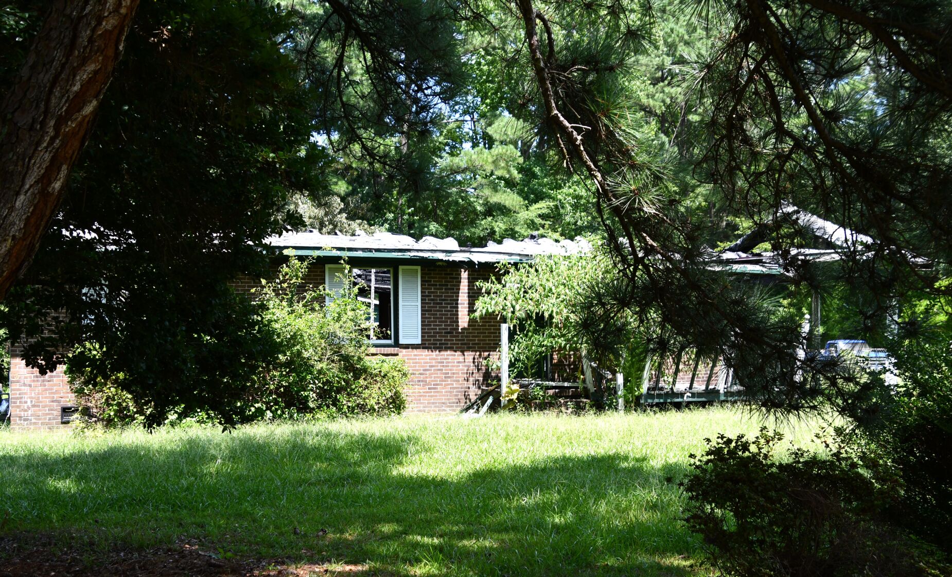 City eyes demolishing fire-damaged former house in Battleboro | Local ...