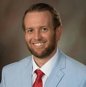 Lampron completes leadership program | Feature Story ...