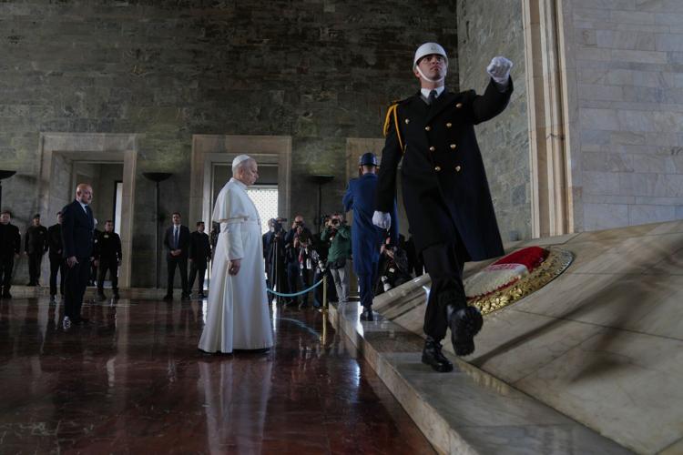 Pope Leo XIV encourages Turkey to be a force for peace on his first foreign trip | World ...