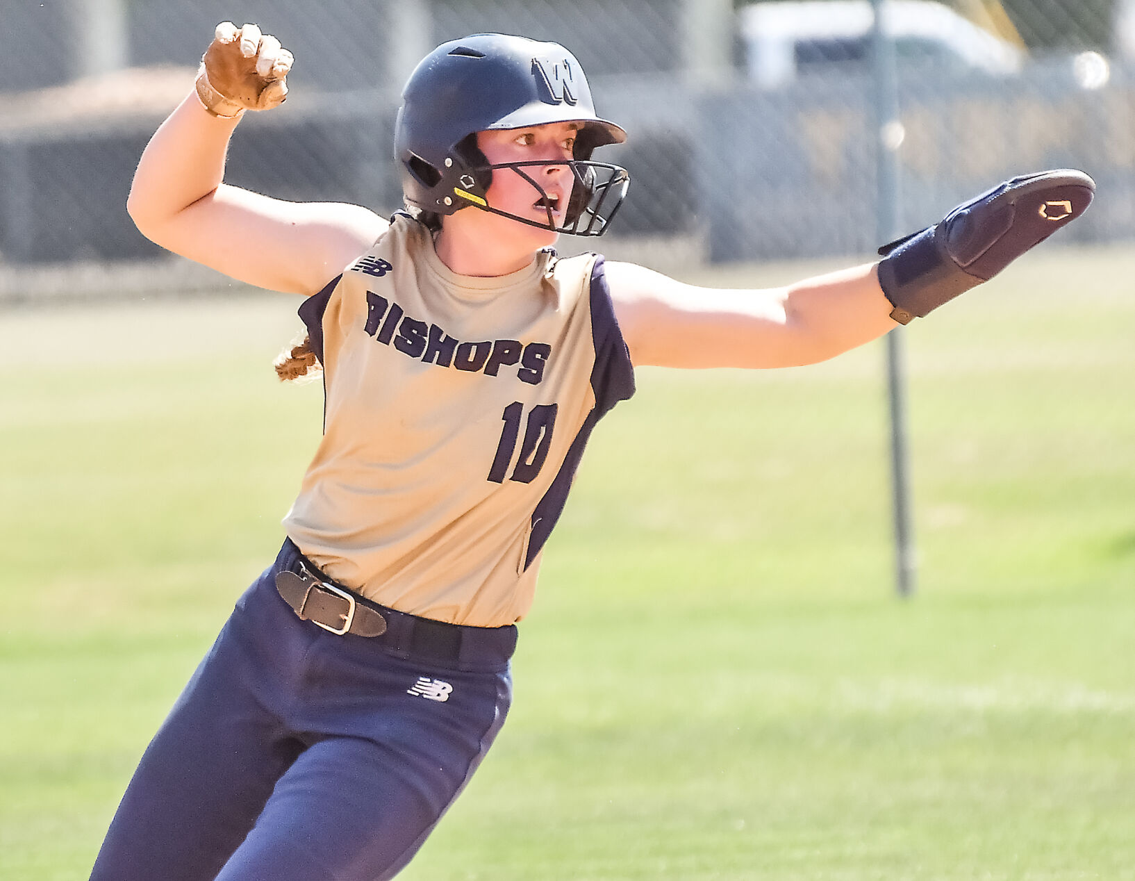 Bishops secures split against conference foe | College ...
