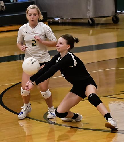 Volleyball Roundup: Gryphons rally, extend Knights' skid | High Schools ...