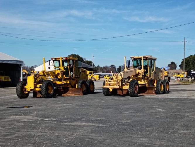 Power, road crews prepare for storm; governor issues state of emergency ...